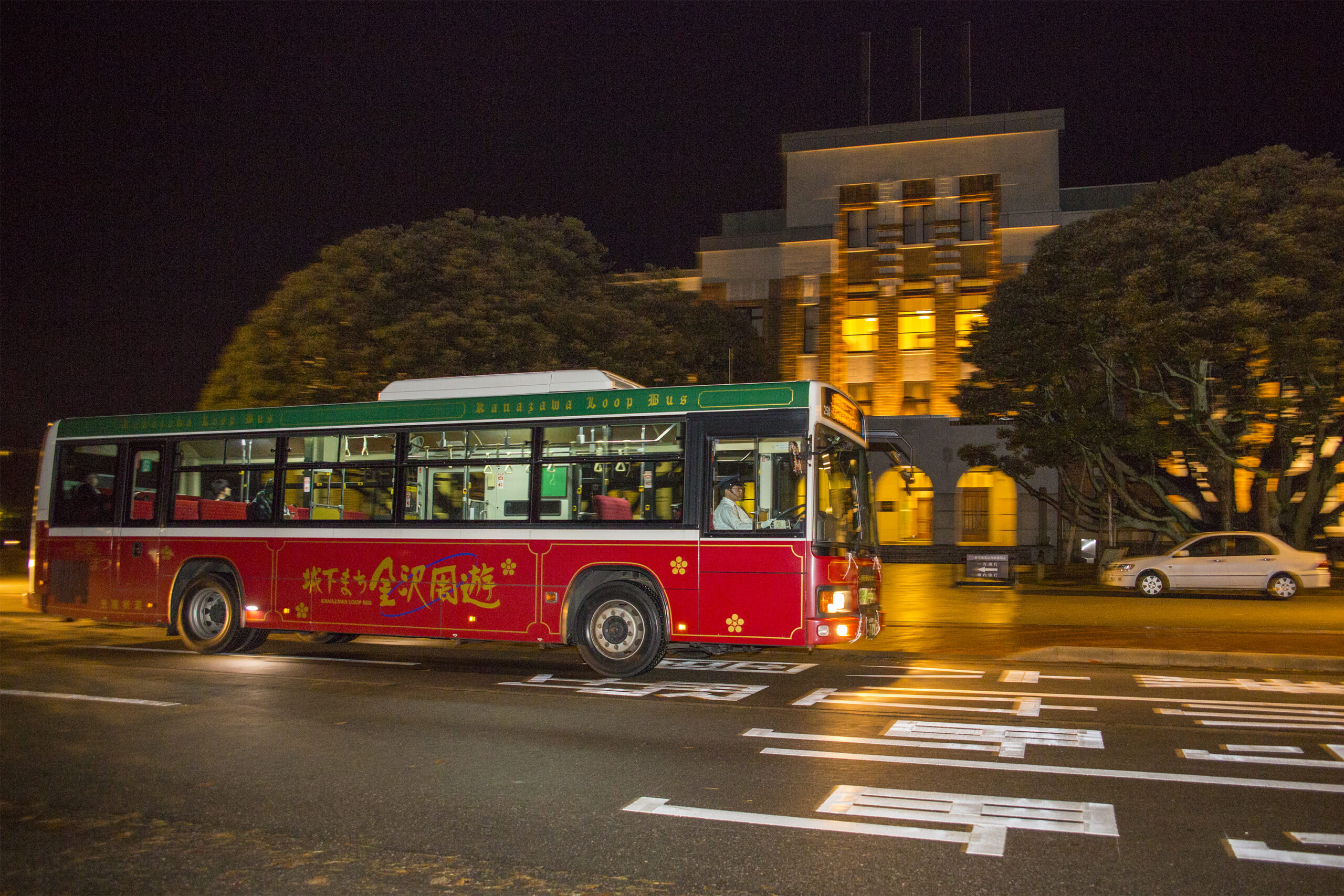Explore Kanazawa at night with the Kanazawa Light-up Bus